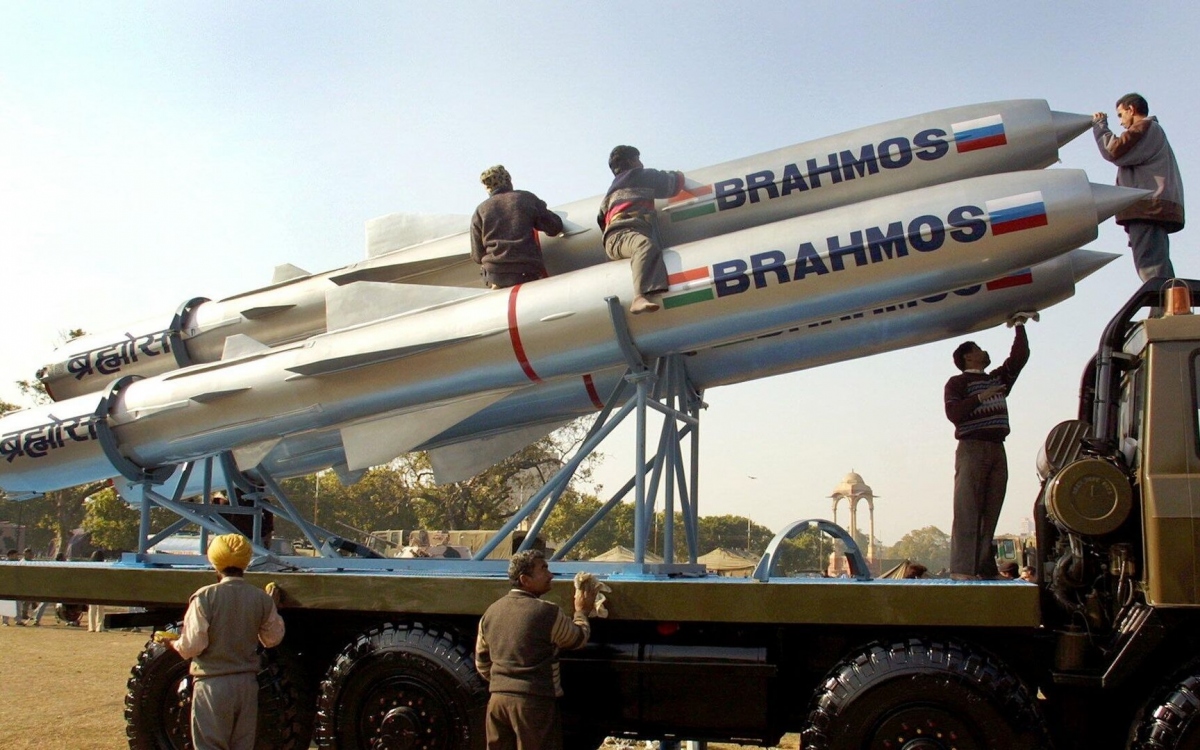Sức mạnh đáng gờm và linh hoạt của tên lửa Brahmos từ Ấn Độ